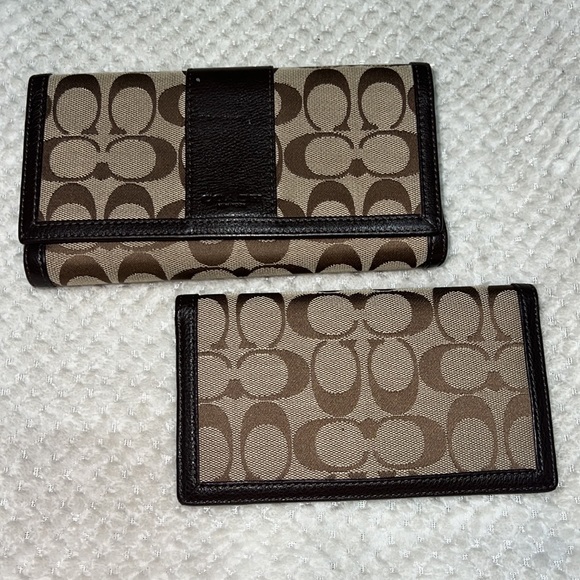 Coach | Bags | Coach Designer Signature Trifold Wallet W Checkbook ...